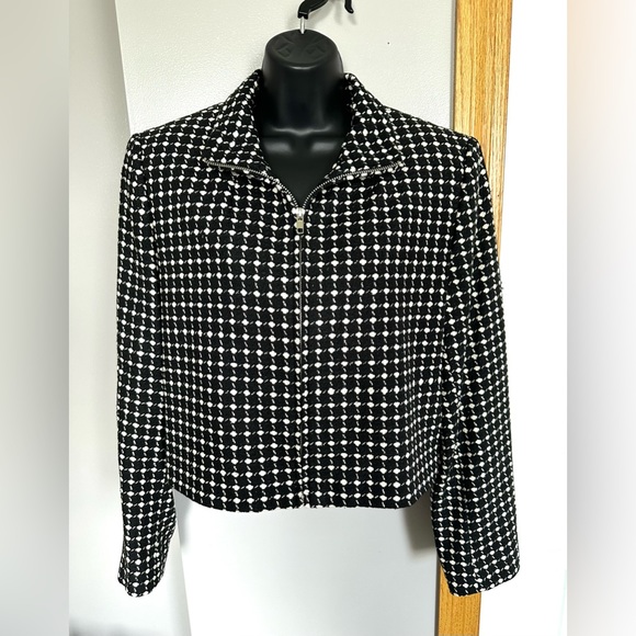 Soiree | Jackets & Coats | Vintage 8s Woven Silk Boxy Blazer Jacket ...